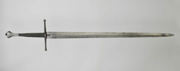 Types of Greatswords and Their Historical Significance