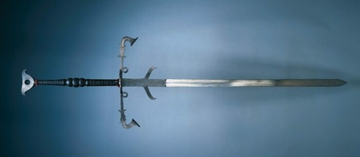 Types of Greatswords and Their Historical Significance