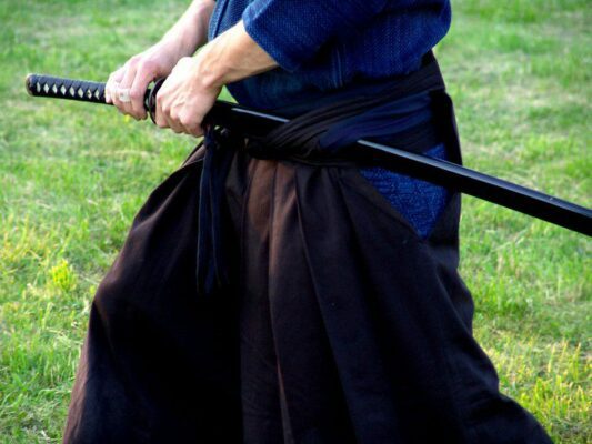 Types of Japanese Sword Fighting and Their Weapons