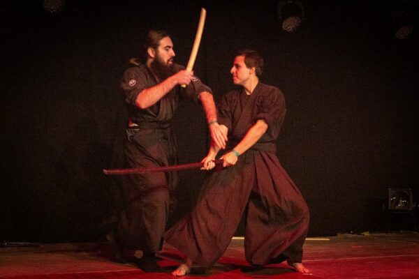 Types of Japanese Sword Fighting and Their Weapons