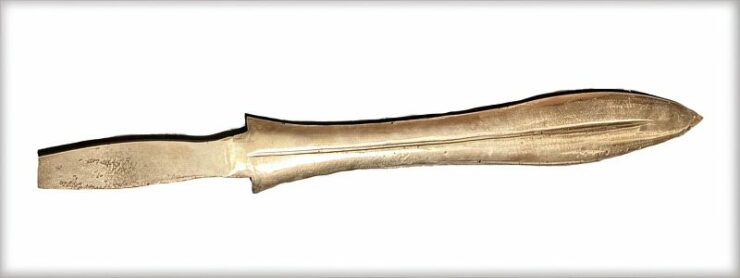 Xiphos Sword: Facts About the Leaf-Bladed Greek Sword