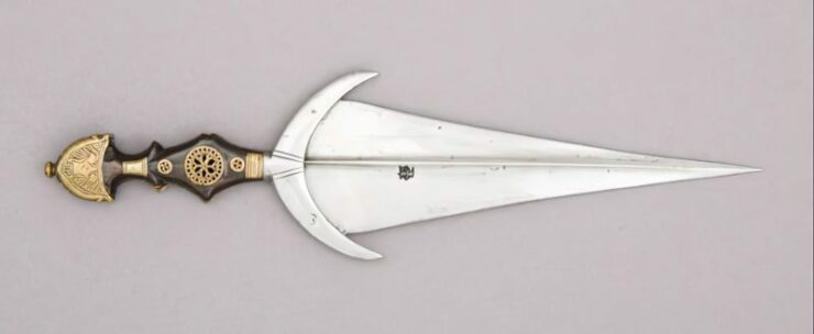 14 Italian Sword Types Used Throughout History