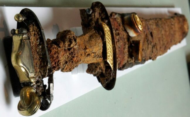 13 German Sword Types: From Medieval to Modern Era