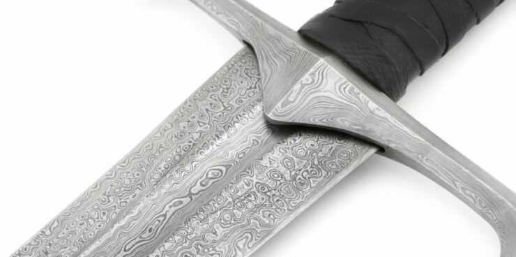 Best Steels and Metals for Swords Tailored to Various Scenarios
