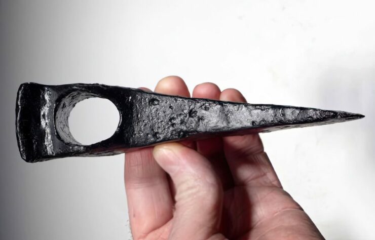 Axe vs Sword: The Duel Between Brute Force and Versatility