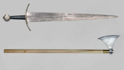 Axe vs Sword: The Duel Between Brute Force and Versatility