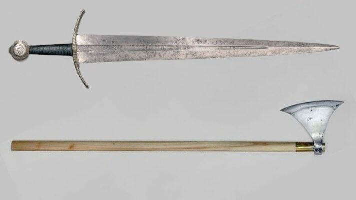Axe vs Sword: The Duel Between Brute Force and Versatility