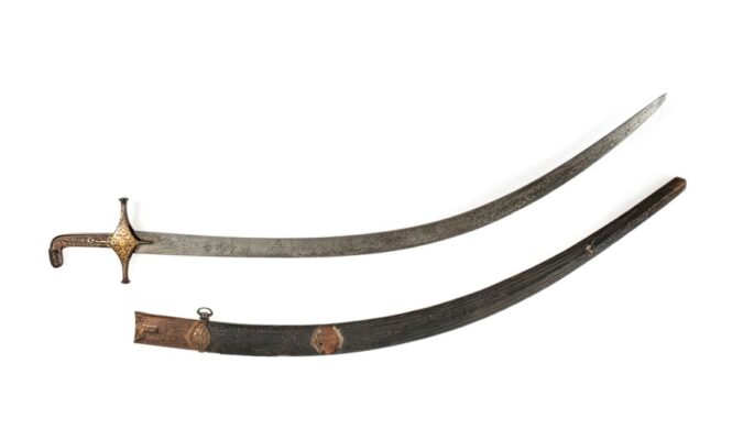 16 Types of Curved Blade Swords From Around the World
