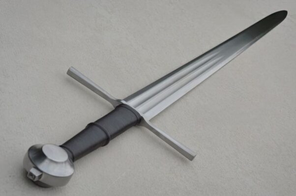 The Role of Blade Fuller Types in The Sword Design