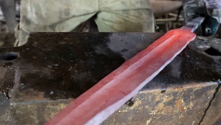 The Role of Blade Fuller Types in The Sword Design