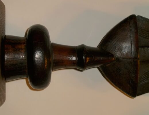 Kuba Ikul: The Leaf-Shaped Peace Sword of Central Africa