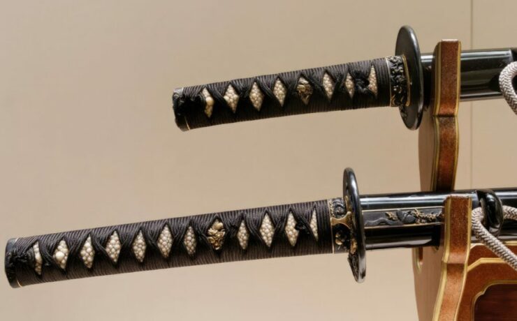 How to Display a Katana: A Guide on Showcasing Tradition