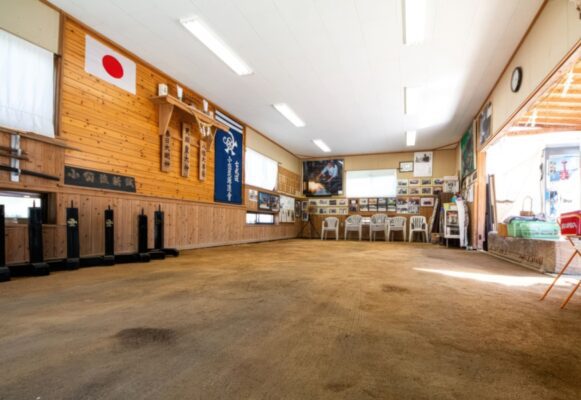 How to Display a Katana: A Guide on Showcasing Tradition