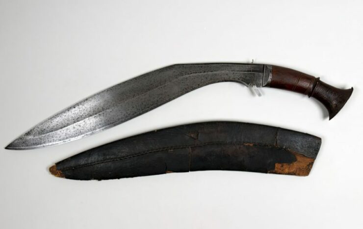 10 Best Swords for Self-Defense Inside and Outside Our Homes