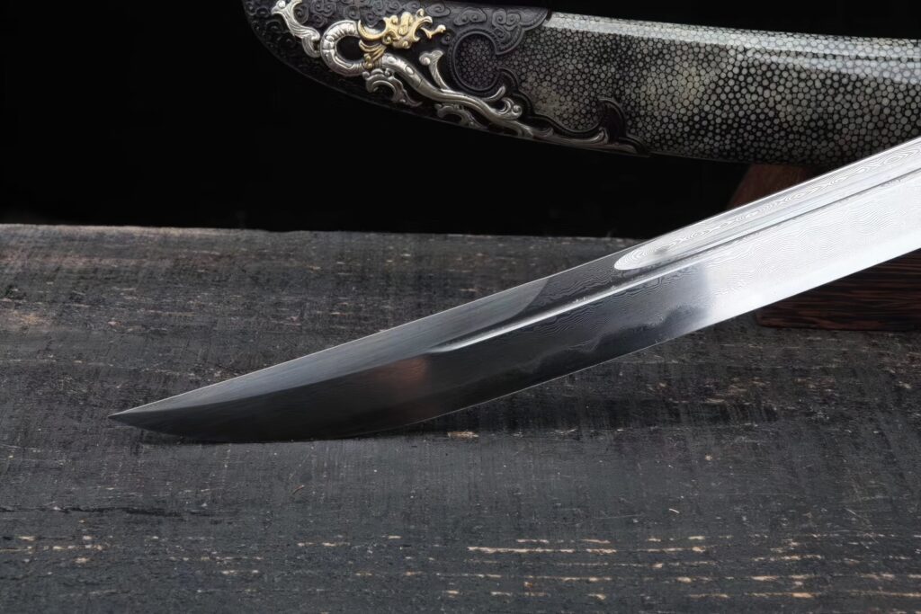 Dragon Dao Sabre Folded Hazuya Polish Steel