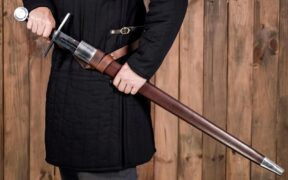 Arming Sword vs Short Sword: Terms, History, and Use