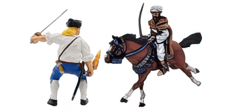 What Are the Key Differences Between a Scimitar and Cutlass?