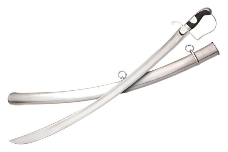 Saber vs Rapier: Design, History, and Combat Style