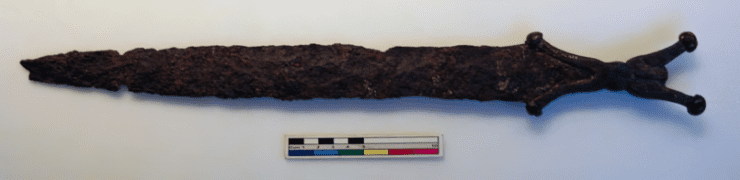 Short Sword Characteristics: Length, Sizes, and Evolution