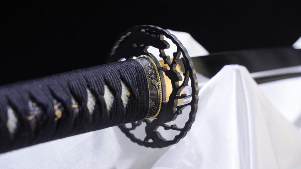 Shadow Dancer Kanmuriotoshi Zukuri S7 Steel Tameshigiri Katana